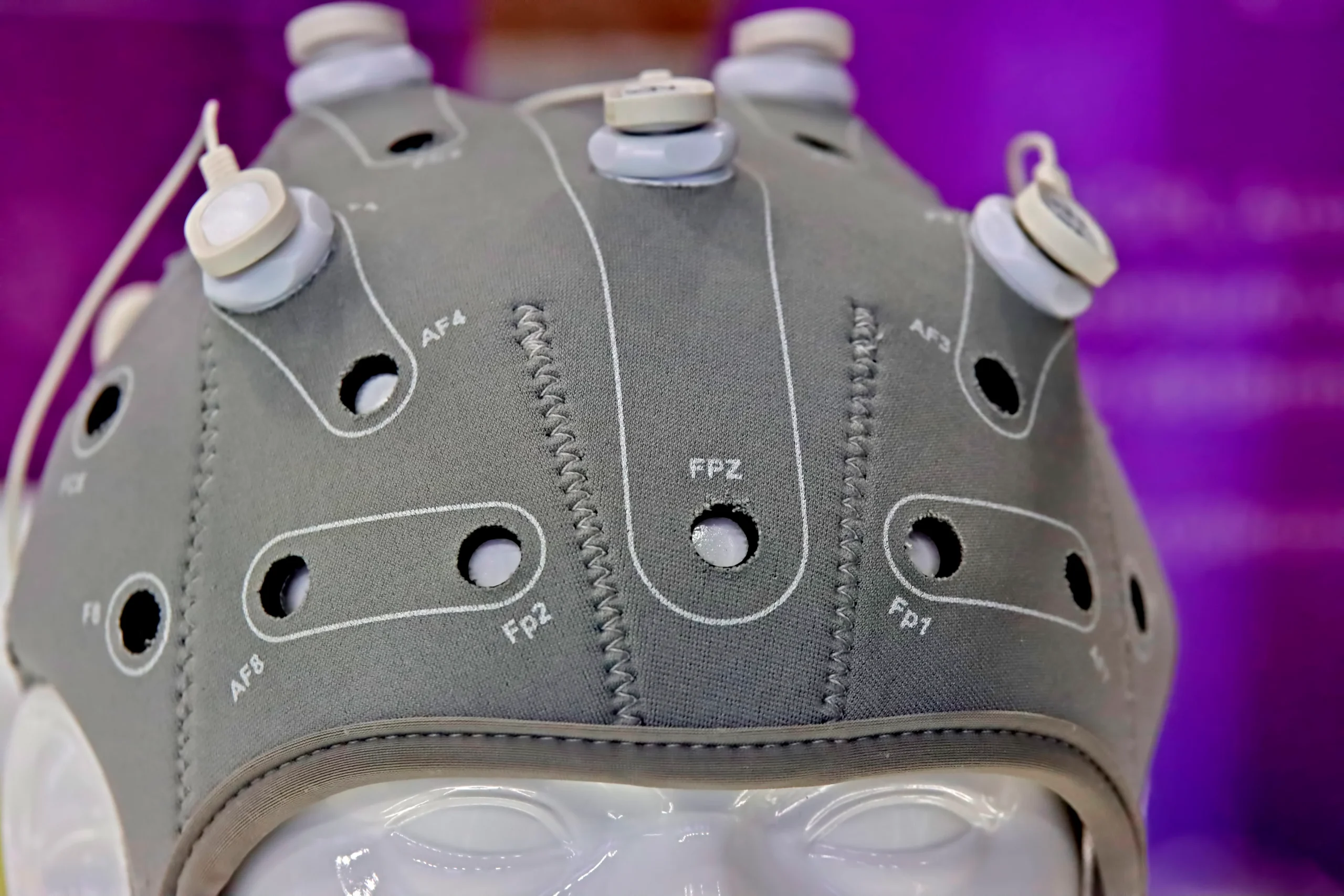 Movable Electrode Advances Brain Interfaces