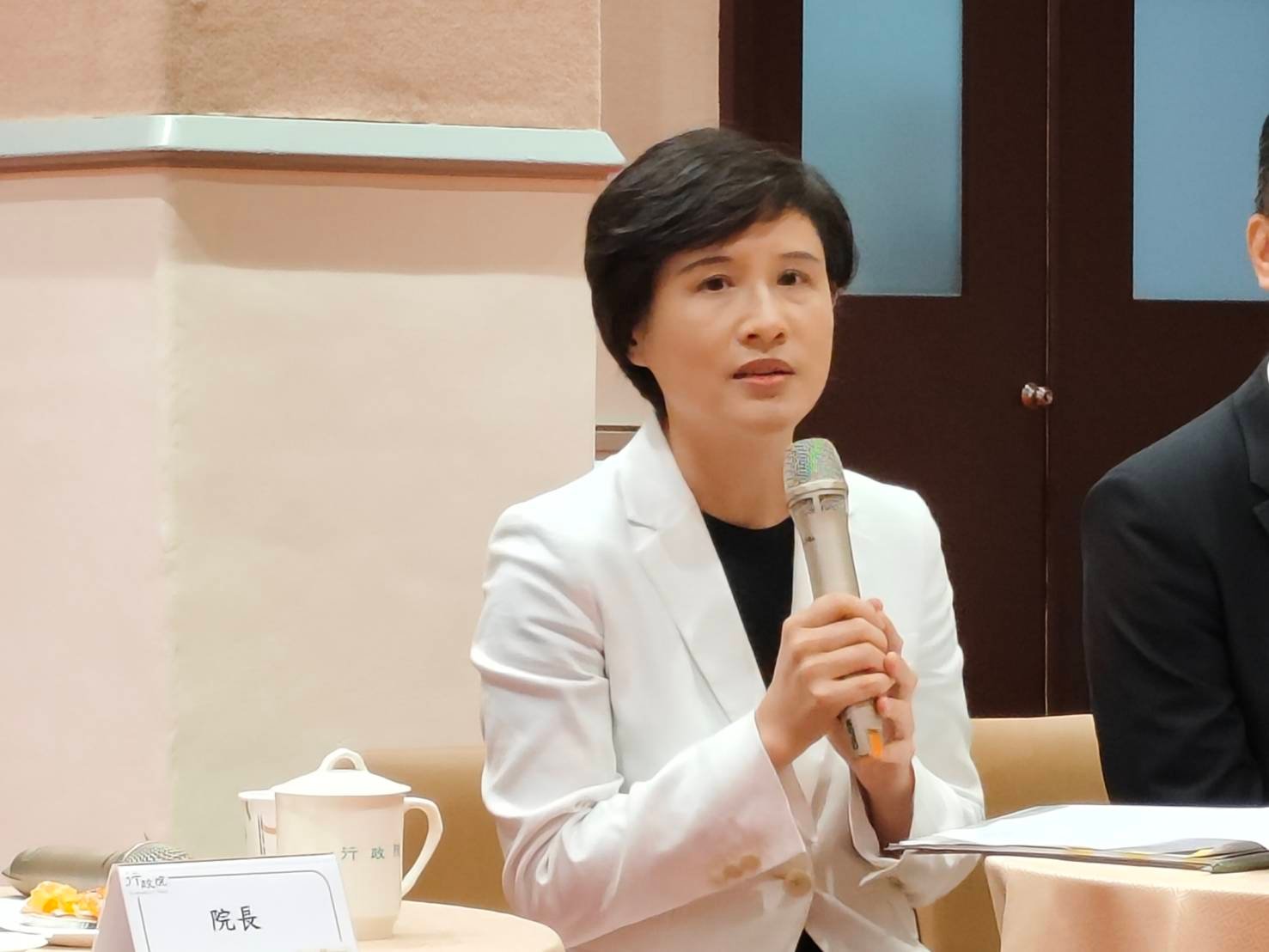 Taiwan Advances Crucial US Tariff Talks on Trade Relations ...