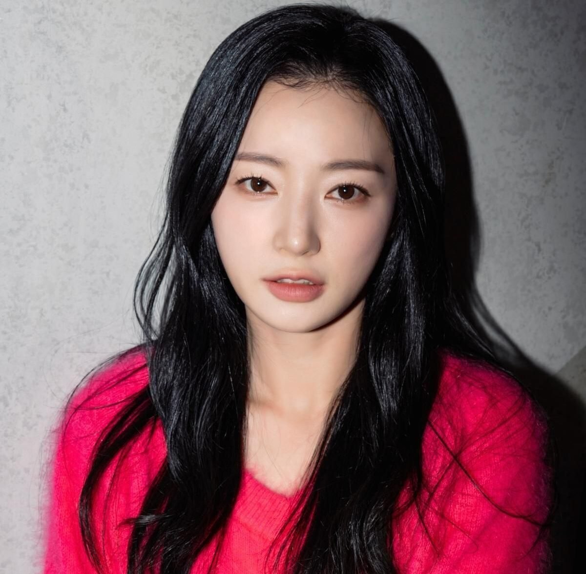 School Bullying Lawsuit: Song Ha-yoon Accuser Returns - theasiareview.com