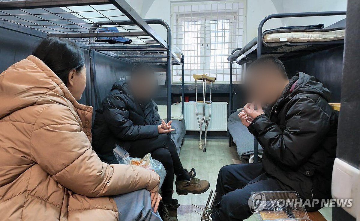 North Korean POWs Seek Asylum in South Korea - theasiareview.com