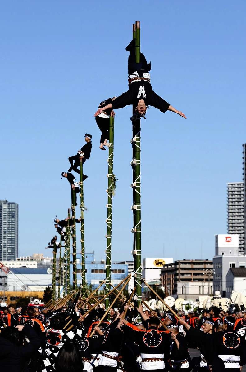 Edo Firemanship Stunts Thrill - theasiareview.com